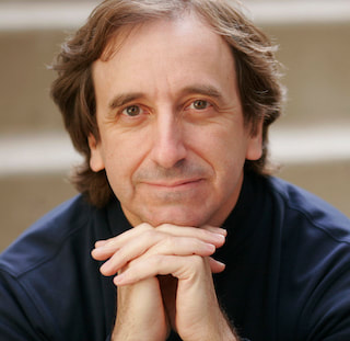 About | Robert Menna